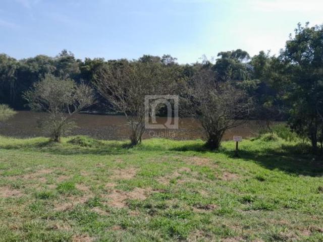 Terreno à venda Condomínio Village da Serra Araçoiaba da Serra