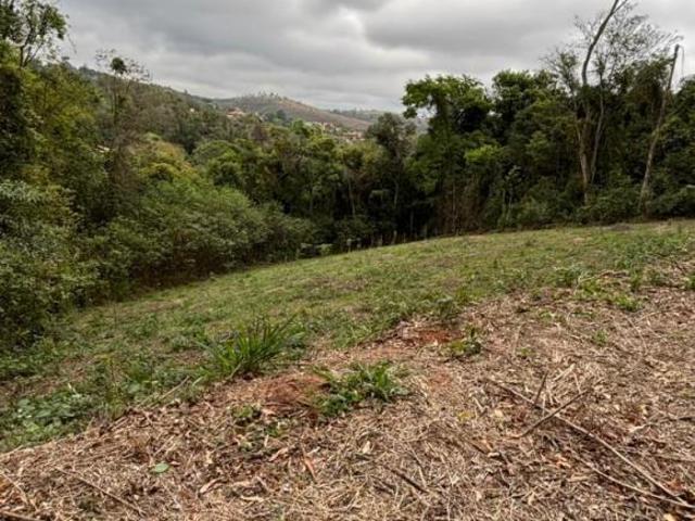 Terreno a venda condomínio fechado 2.400 m²
