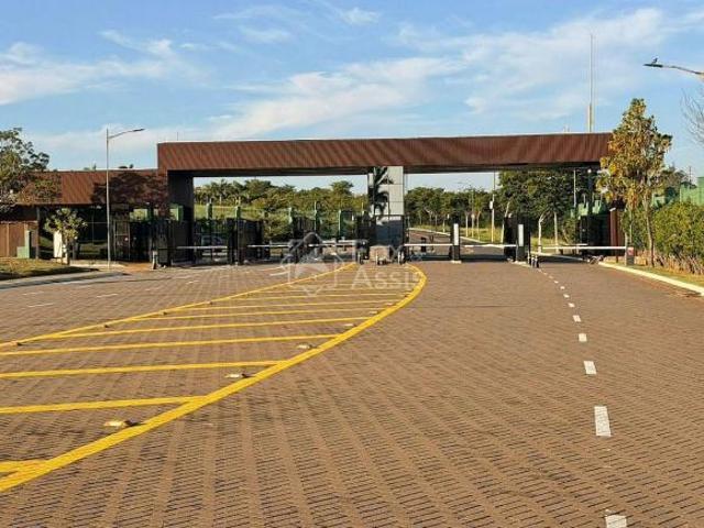 Terreno á venda condomínio Jardins da Cidade