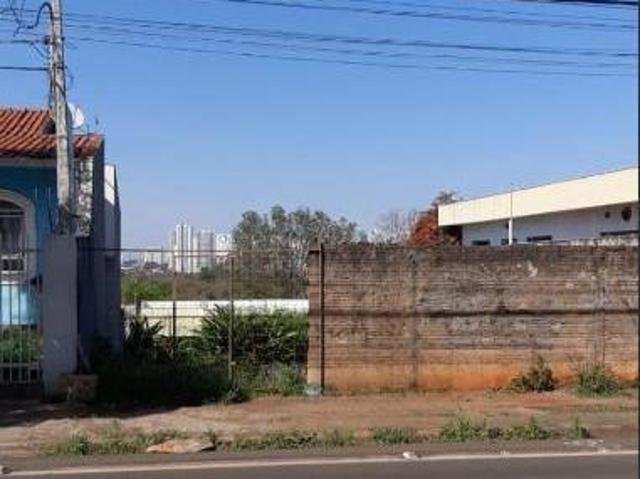 TERRENO A VENDA CENTRO