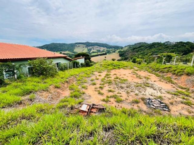 Terreno à Venda Chácaras Novo Horizonte II Toledo MG com Escritura definitiva