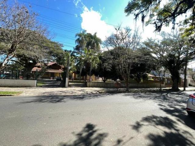Terreno à Venda – Bairro Tristeza, Porto Alegre/RS, 1.870 m² de área total!