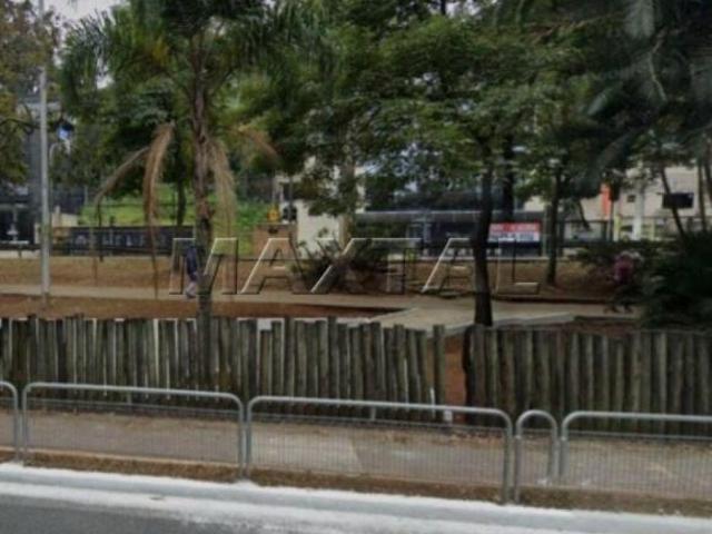 Terreno à venda de 750m², na Avenida Braz Leme, perto de grandes Avenidas