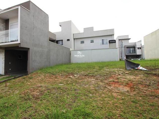 Terreno à venda dentro do Residencial Foggiatto Bairro Costeira