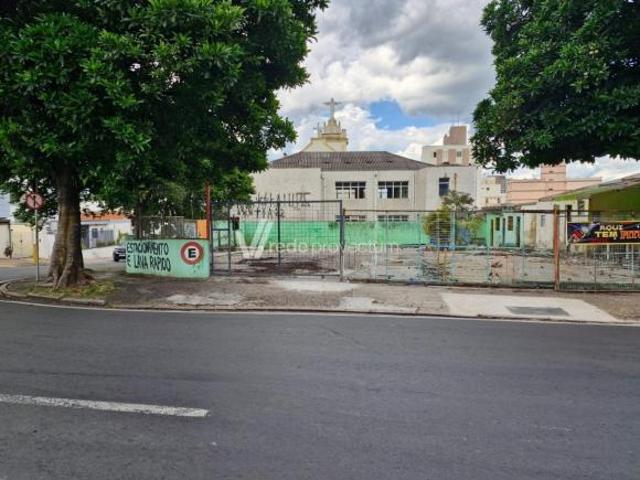Terreno a venda e locação de esquina no Bairro Botafogo