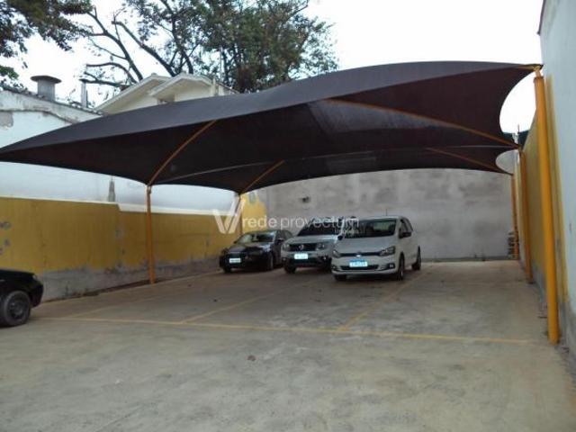 terreno á venda e para aluguel em Vila Itapura
