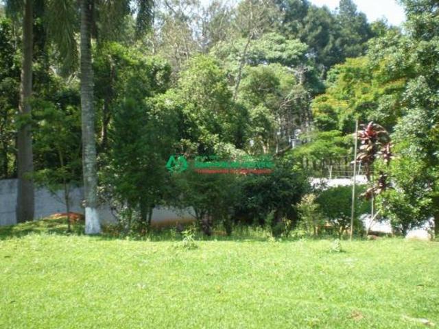 Terreno à venda em Cotia
