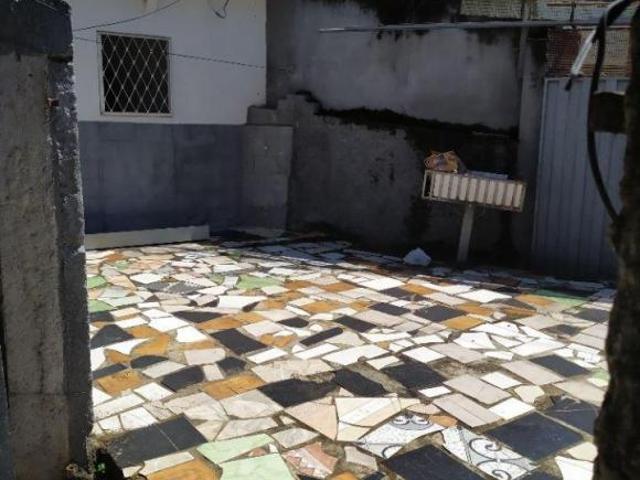 Terreno à venda em Colégio Batista