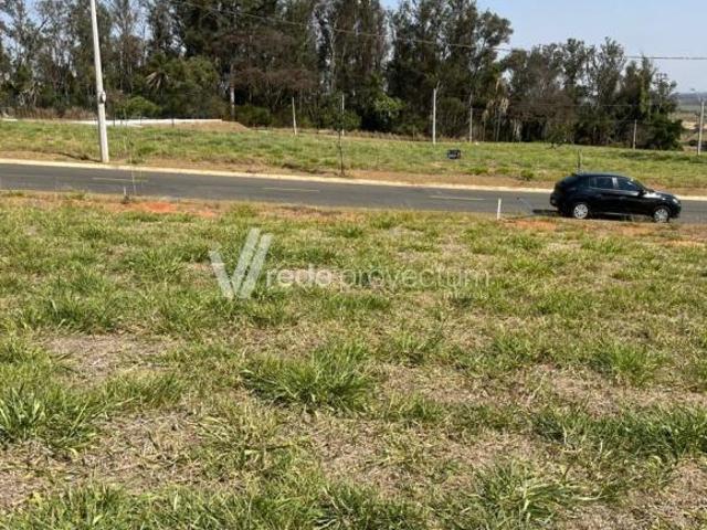 terreno à venda em Colinas do Castelo