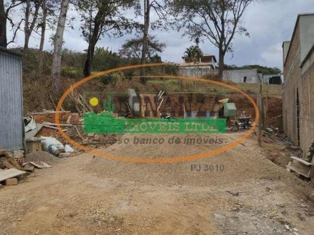 Terreno à venda em Colônia do Marçal