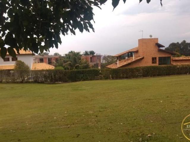 Terreno a venda em Condomínio Vale do Lago