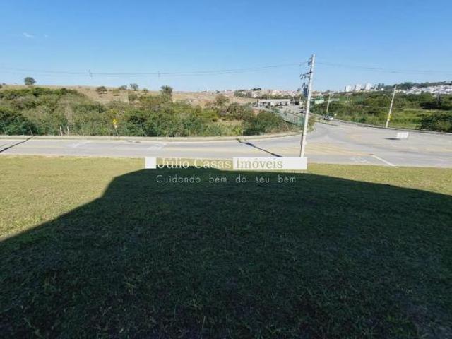 Terreno a venda em condomínio