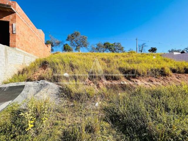 Terreno à venda em Condomínio Villa Verde Bragança