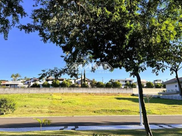 terreno à venda em Condomínio Ypê Dourado