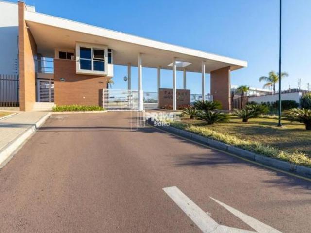 Terreno à Venda em Condomínio Clube em Curitiba
