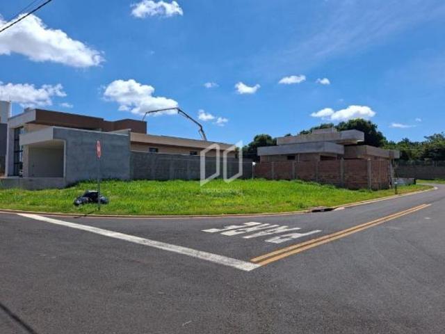Terreno a venda em condominio, esquina, Village Damha IV, Araraquara SP