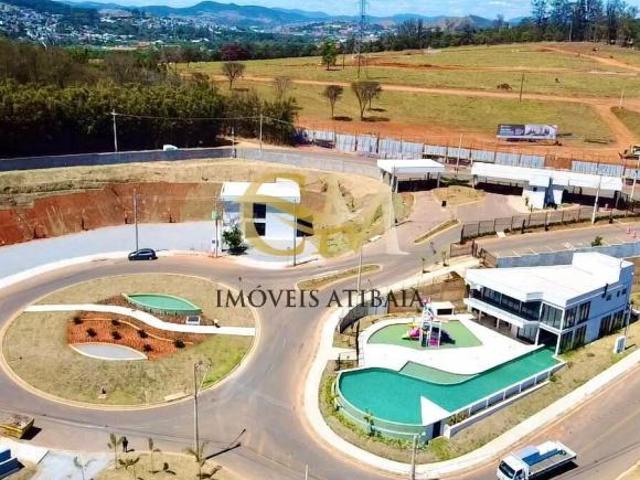 Terreno à venda em condomínio fechado na cidade de Atibaia