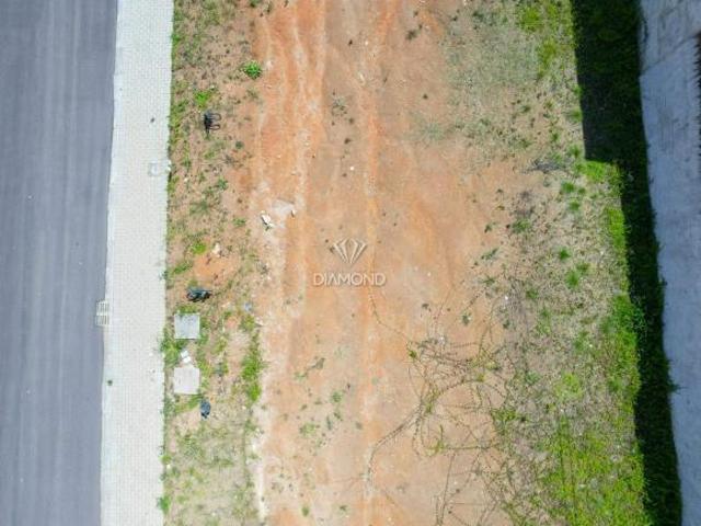 TERRENO Á VENDA EM CONDOMÍNIO FECHADO NO XAXIM!