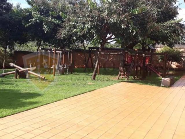 Terreno a Venda em Condomínio Fechado, 420 m², Colina do Golf