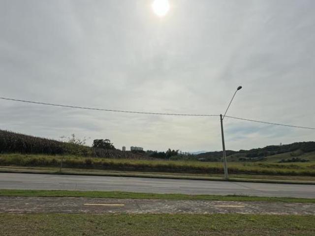 Terreno à venda em Condomínio Recanto da Baronesa