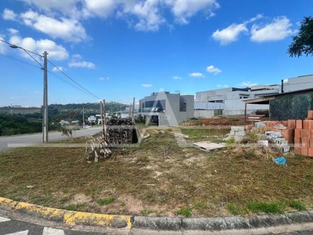 Terreno à venda em Condomínio Residencial Euroville II