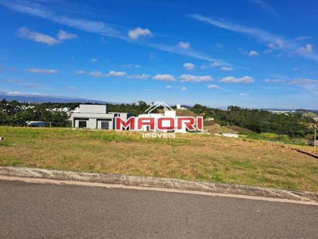terreno à venda em Condominio Santa Isabel