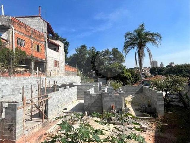 Terreno à venda em Conjunto residencial santa terezinha SP