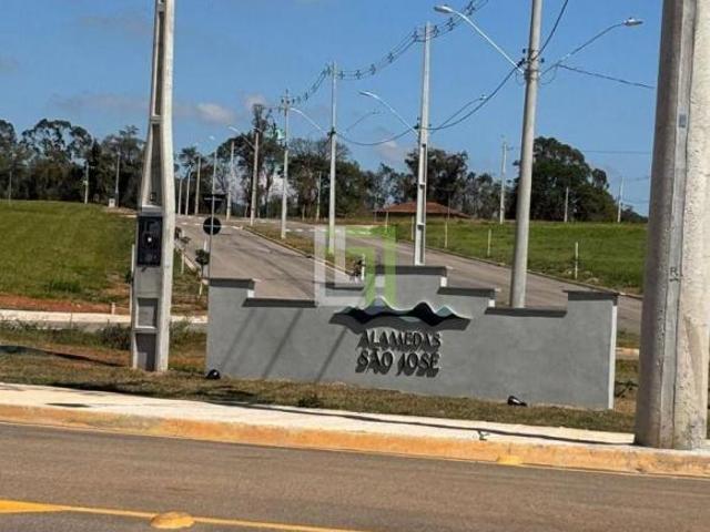 Terreno à venda em Cabreúva