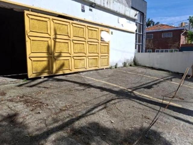 Terreno à venda em Campo Belo SP