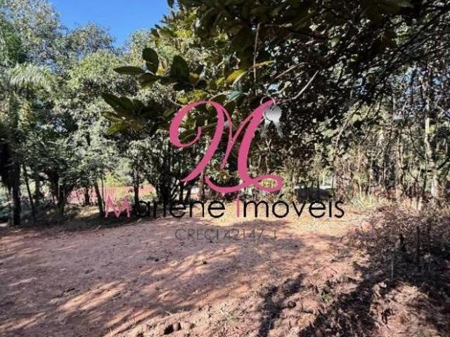 Terreno à venda em Campo Limpo Paulista: 2.000m² na Figueira Branca, com platô pronto e árvores frut