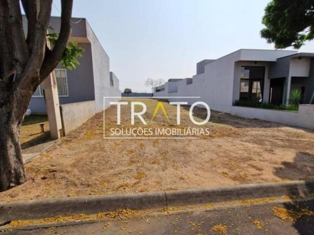 terreno à venda em Campos do Conde 2