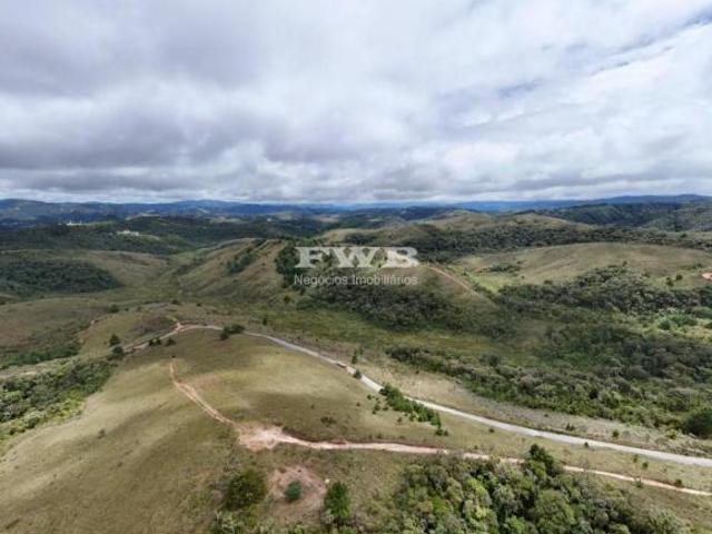 TERRENO A VENDA EM CAMPOS DO JORDÃO