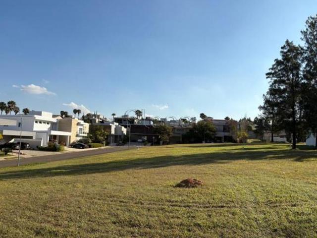 Terreno à venda em Campinas, Alphaville Dom Pedro, com 720 m², Alphaville Dom Pedro