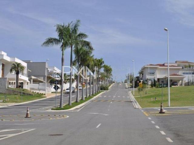 Terreno à venda em Campinas, Loteamento Mont Blanc Residence, com 702 m²