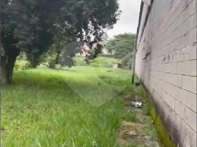 Terreno à venda em Cangaíba SP