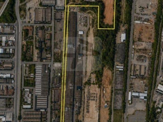 Terreno à venda em Capuava