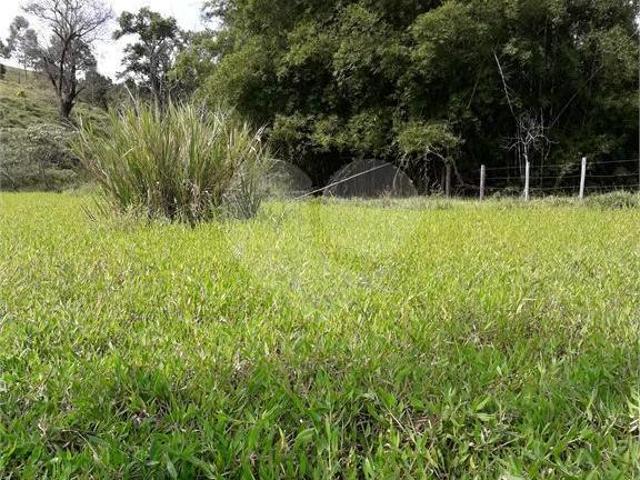 Terreno à venda em Centro MG