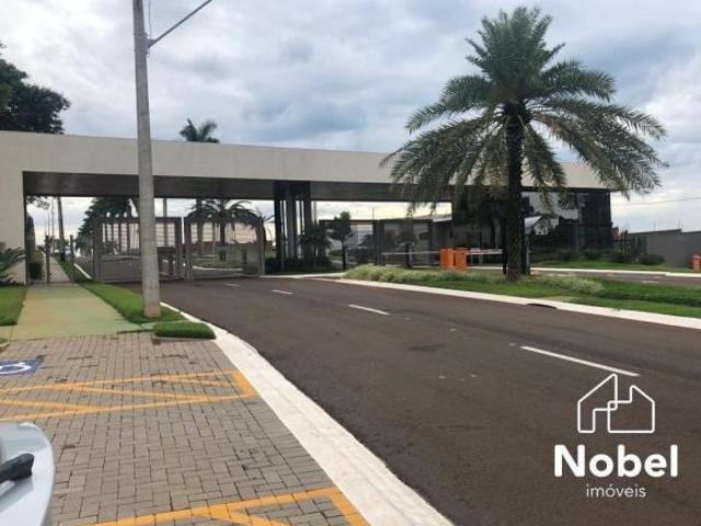 Terreno à venda em Cianorte PR no Forest Hill Resid. & Spa Resort com 360m² de área