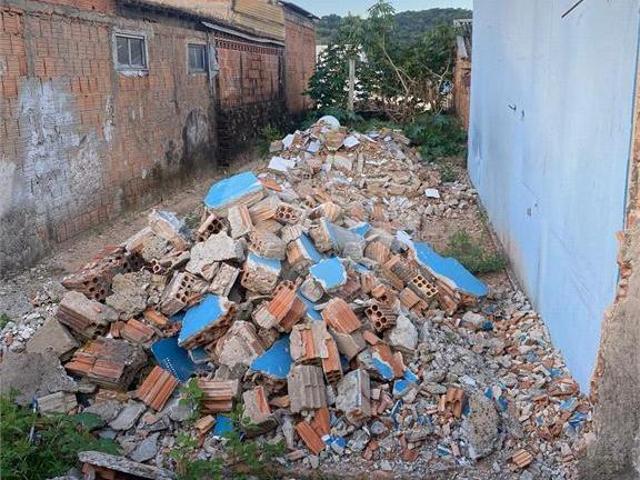 Terreno à venda em Cidade Aracy, São Carlos