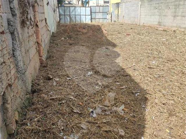 Terreno à venda em Cidade santos dumont SP