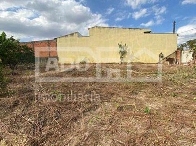 terreno à venda em Cidade Satélite Íris