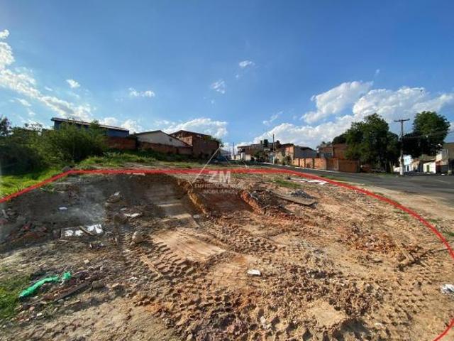 terreno à venda em Cidade Satélite Íris