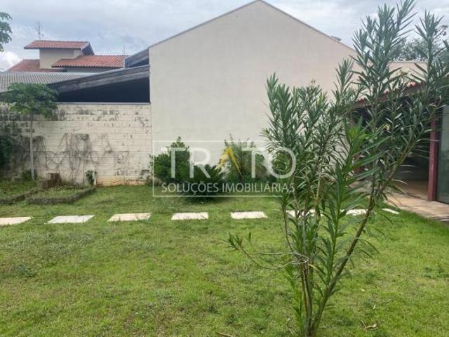 terreno à venda em Cidade Universitária