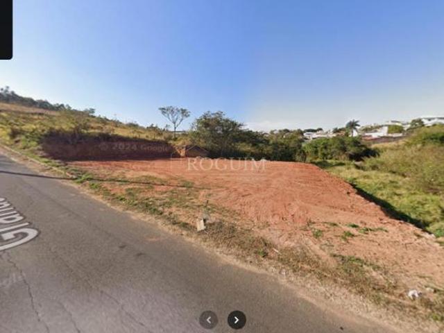 Terreno á venda, em Andrelândia com 498m², Frente para duas ruas