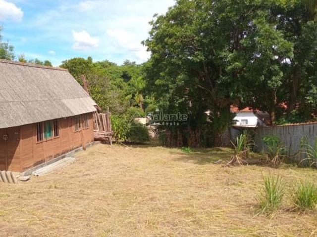 terreno à venda em Altos do Morunbi