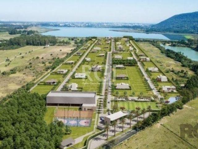 Terreno à venda em Albatroz