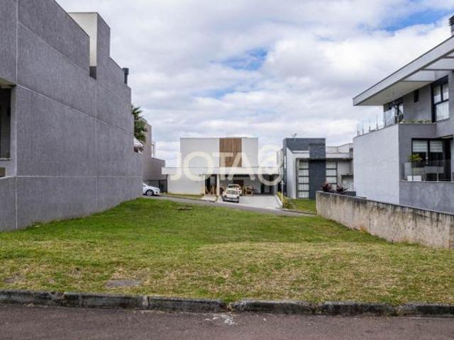 Terreno à venda em Almirante Tamandaré