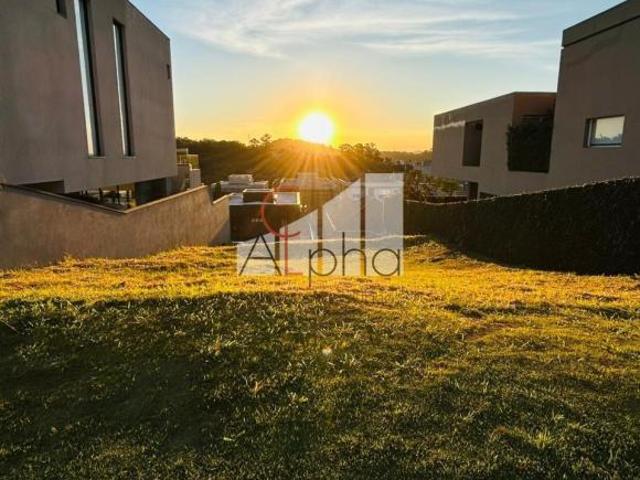 Terreno à venda em Alphaville