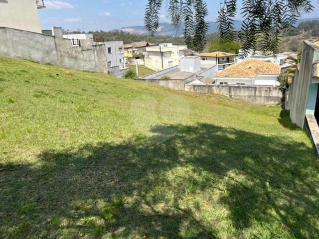Terreno à venda em Alphaville SP