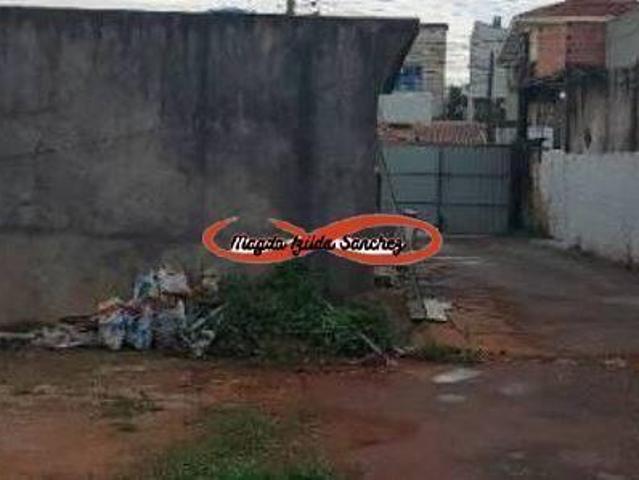 TERRENO À VENDA EM ARTUR ALVIM Apenas a 900 m da estação do metrô
